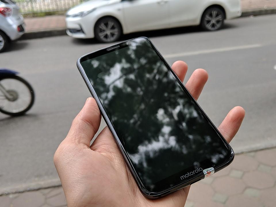 Điện Thoại Motorola Moto Z3, Bộ nhớ Ram 4/64GB, Chip Snapdragon 835, Android gốc siêu mượt - Hỗ ...