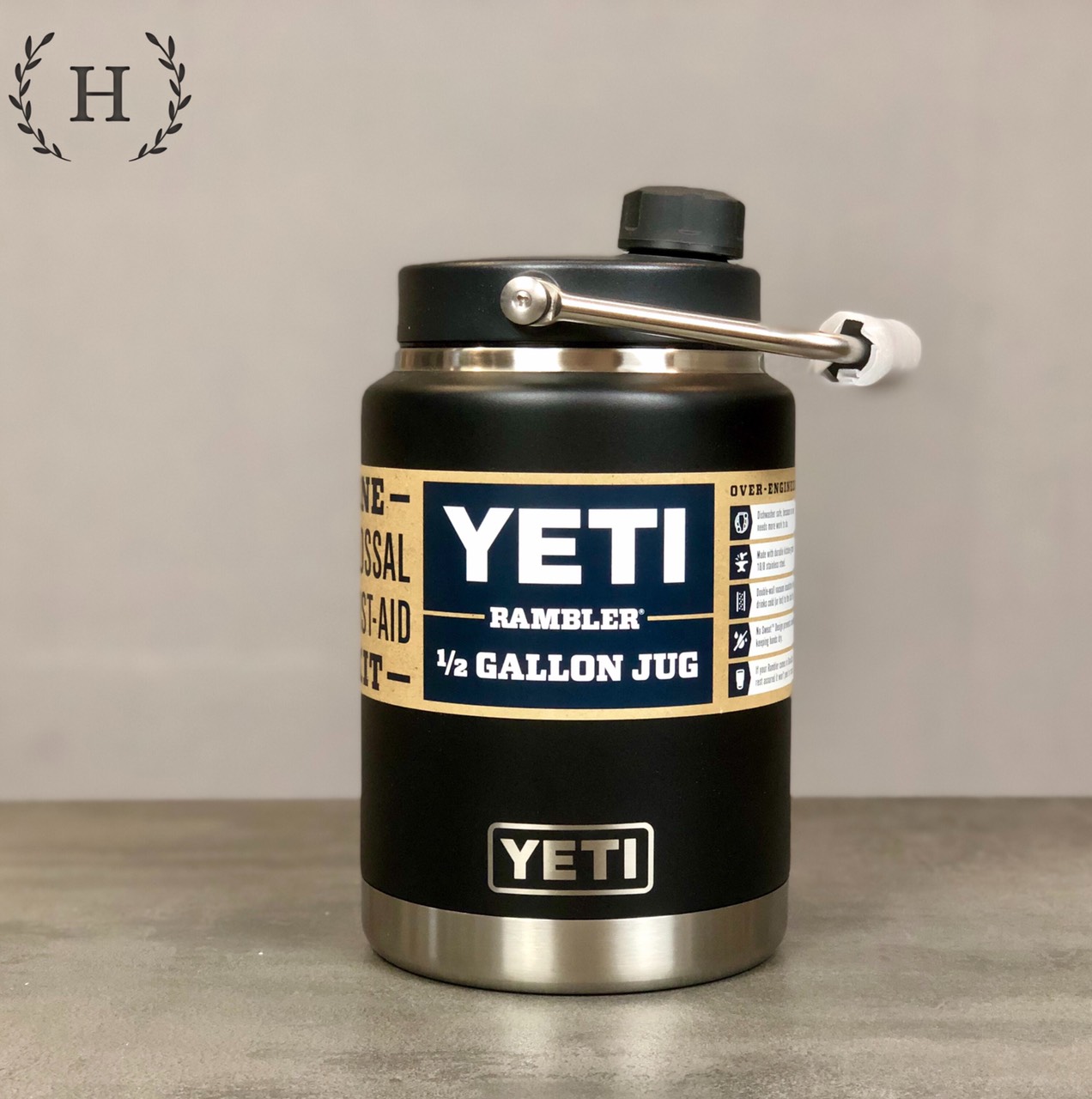 Bình giữ nhiệt chính hãng YETI - Rambler 1/2Gallon Jug ~ | Lazada.vn