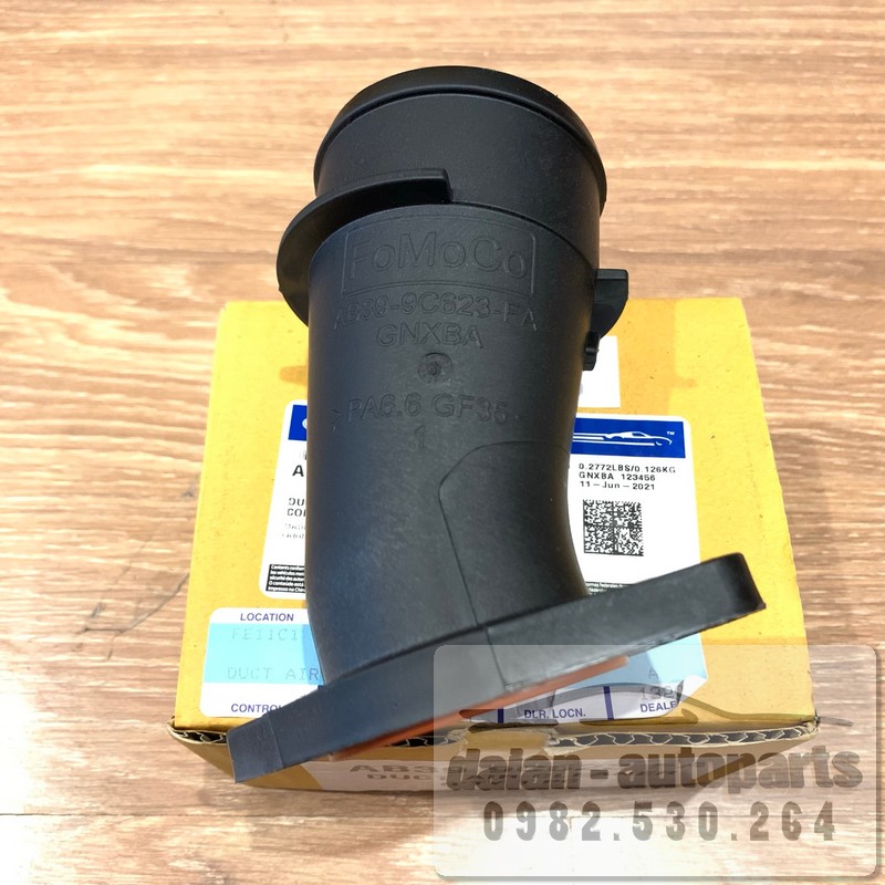 [Chính hãng] Ống gió nạp vào turbo Ford Ranger , Mazda BT50 2.2 3.2 ...