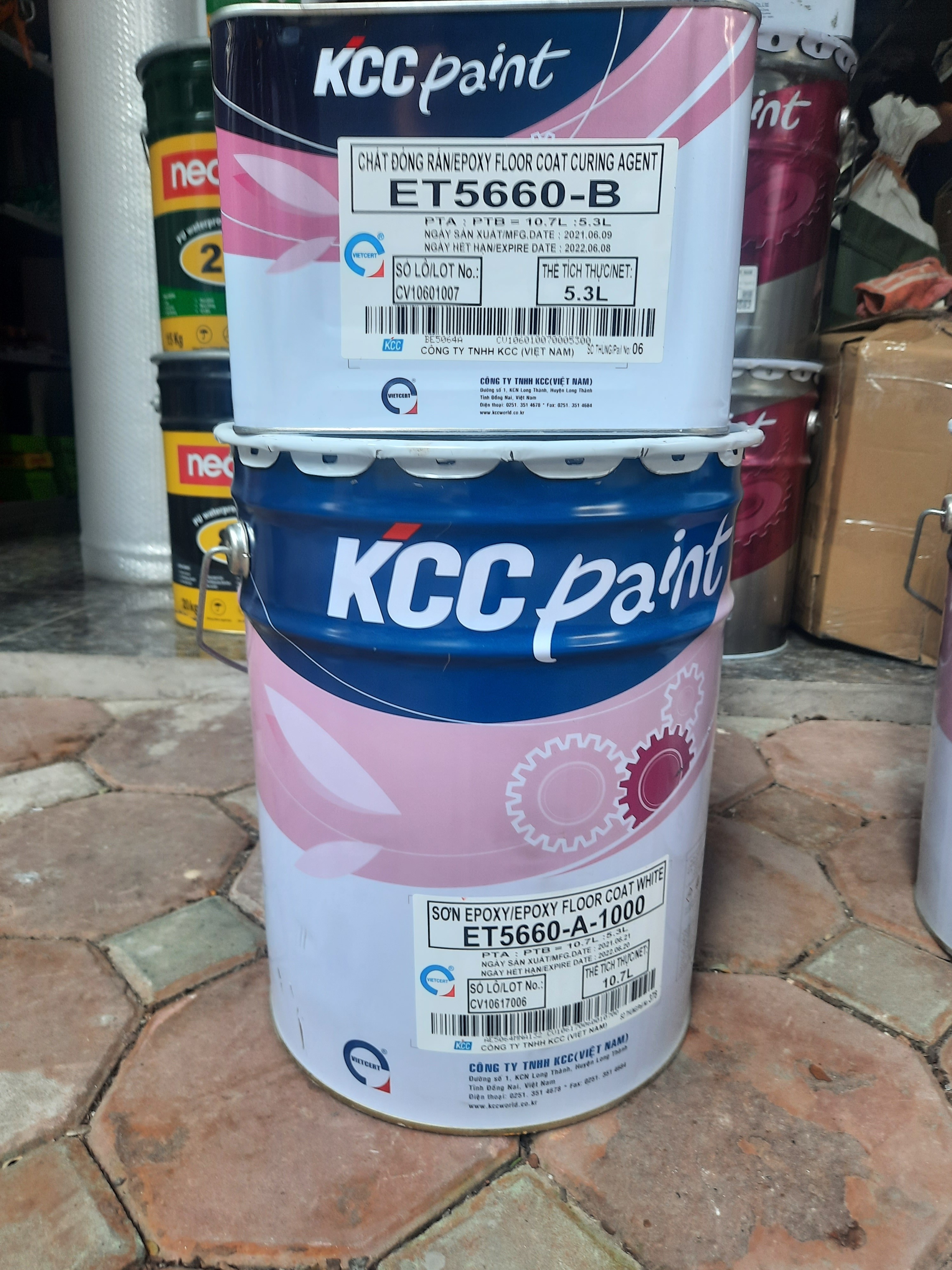 Bộ 16 lít Sơn KCC ET5660 A1000.Sơn Epoxy màu trắng, sơn trong nhà. Sơn nền nhà xưởng, nhà kho ...