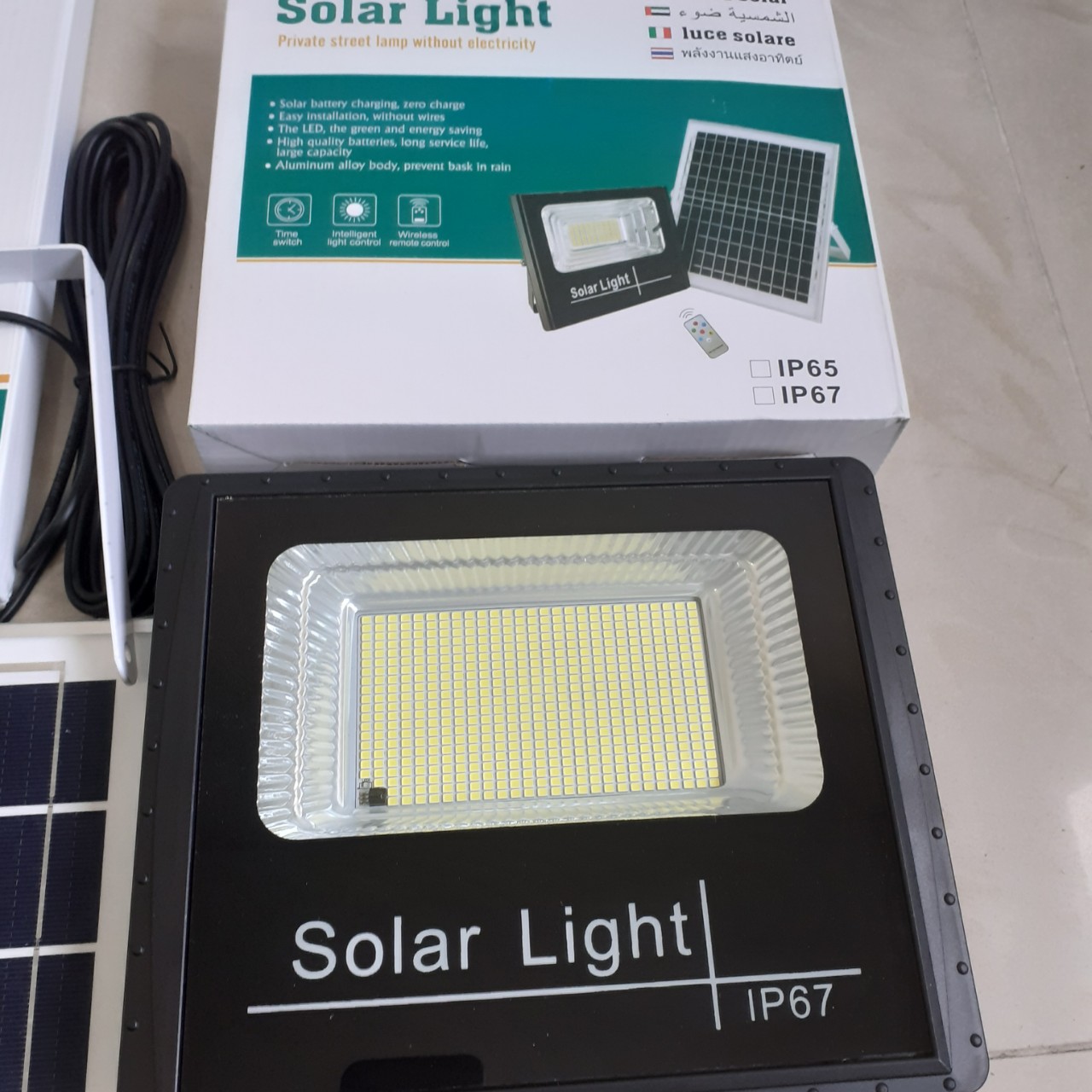 ĐÈN PHA LED NĂNG LƯỢNG MẶT TRỜI 45W - 60W - 100W - 200W SOLAR LIGHT ...