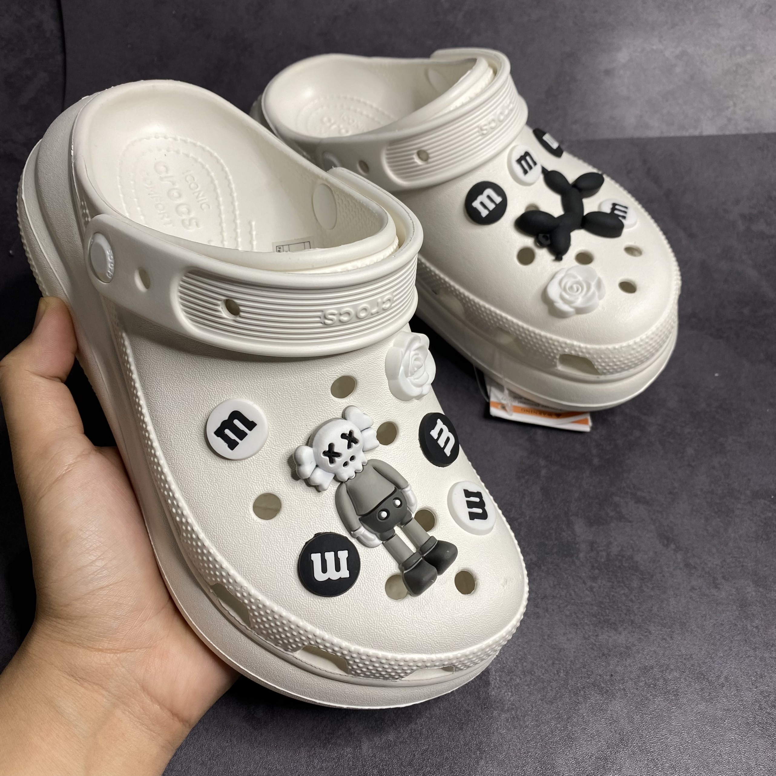 Combo 12 cái Jibbitz Crocs Sticker Gắn Dép Hình Charm Bearbrick - HQ82 ...