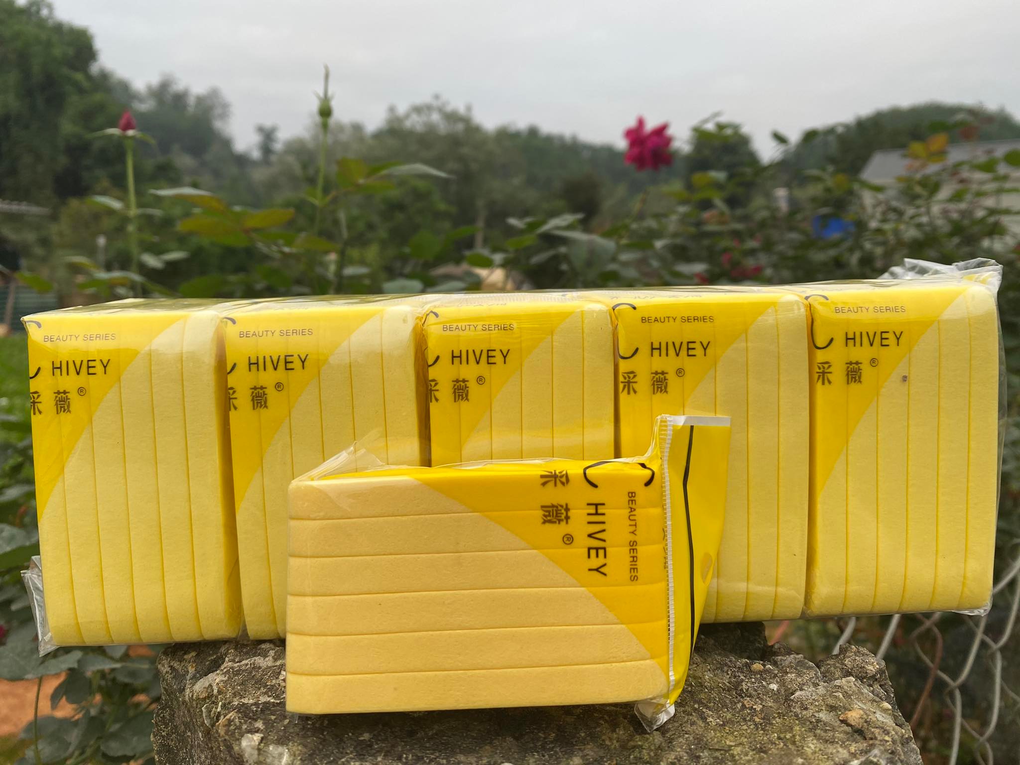 Bông nở tẩy trang Chivey 12 miếng, Bông mút bọt biển siêu mềm rửa mặt ...