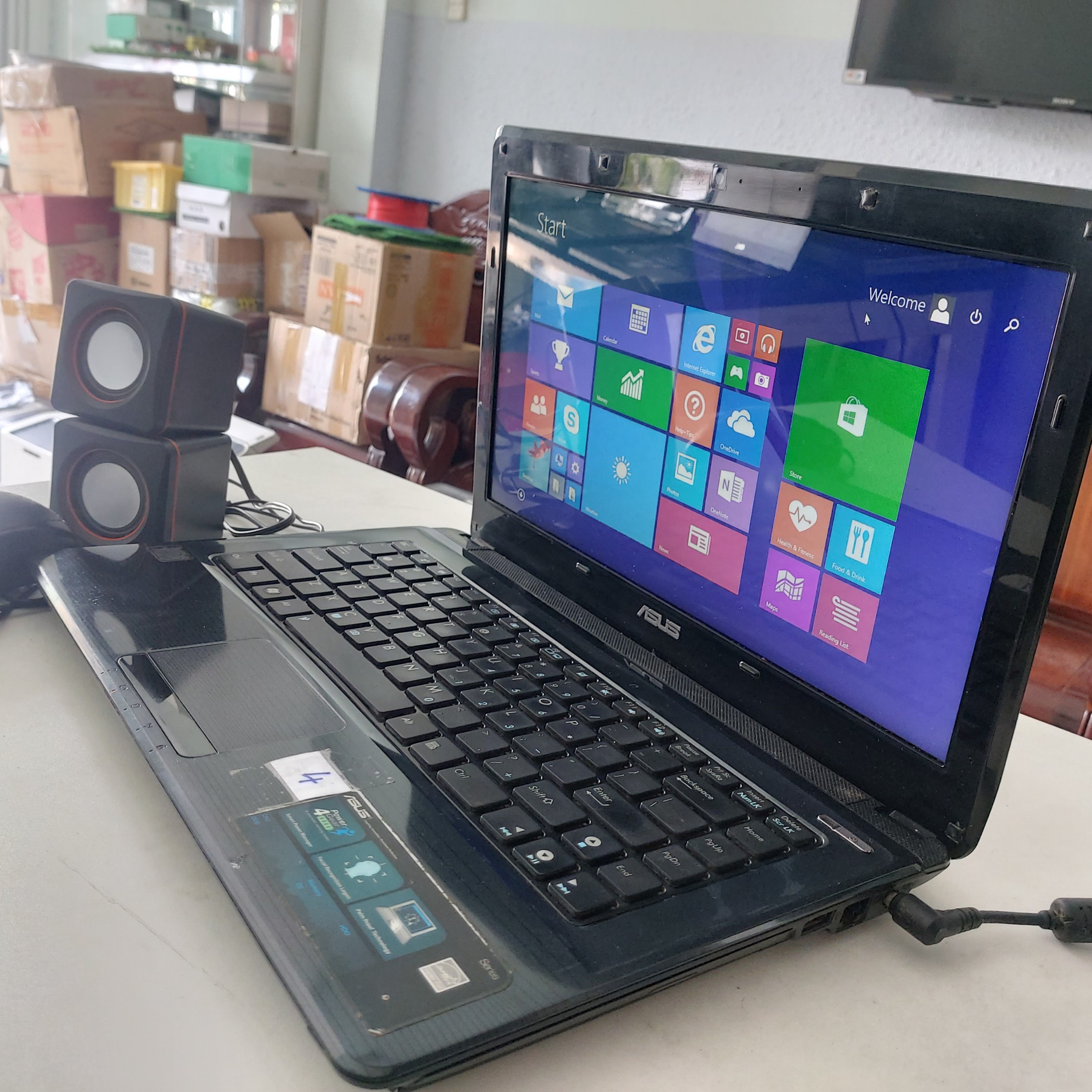 Laptop Asus A42F core i5 ram 4G ổ cứng 250Gb tặng kèm loa chuột túi ...