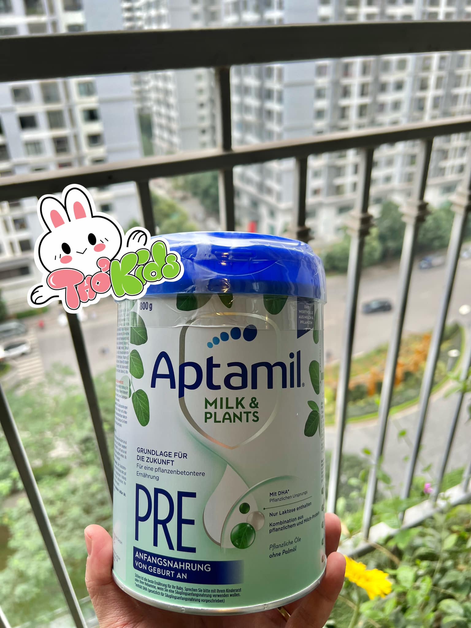 Sữa Aptamil Milk & Plants - Dòng sữa đặc biệt được kết hợp từ sữa và ...