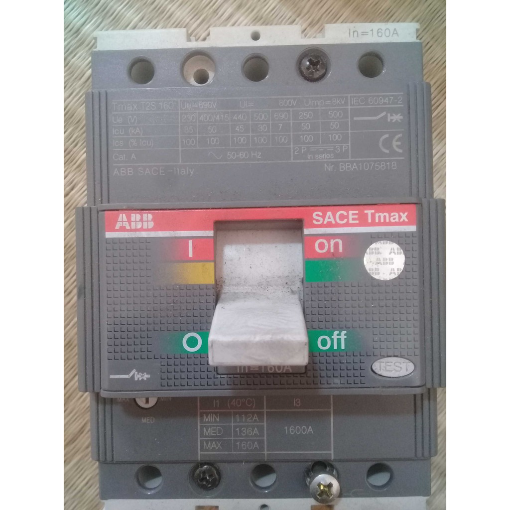 Aptomat 3 pha hãng ABB SACE Tmax T2S 160 160A 1SDA051004R1 | Lazada.vn