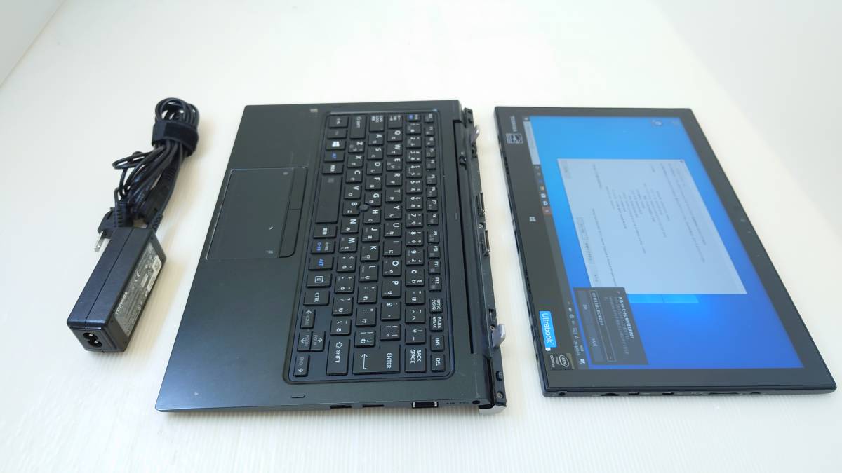 Toshiba dynabook R82 màn 12.5 Core M-5Y10C 4GB 128GB cảm ứng - MixASale