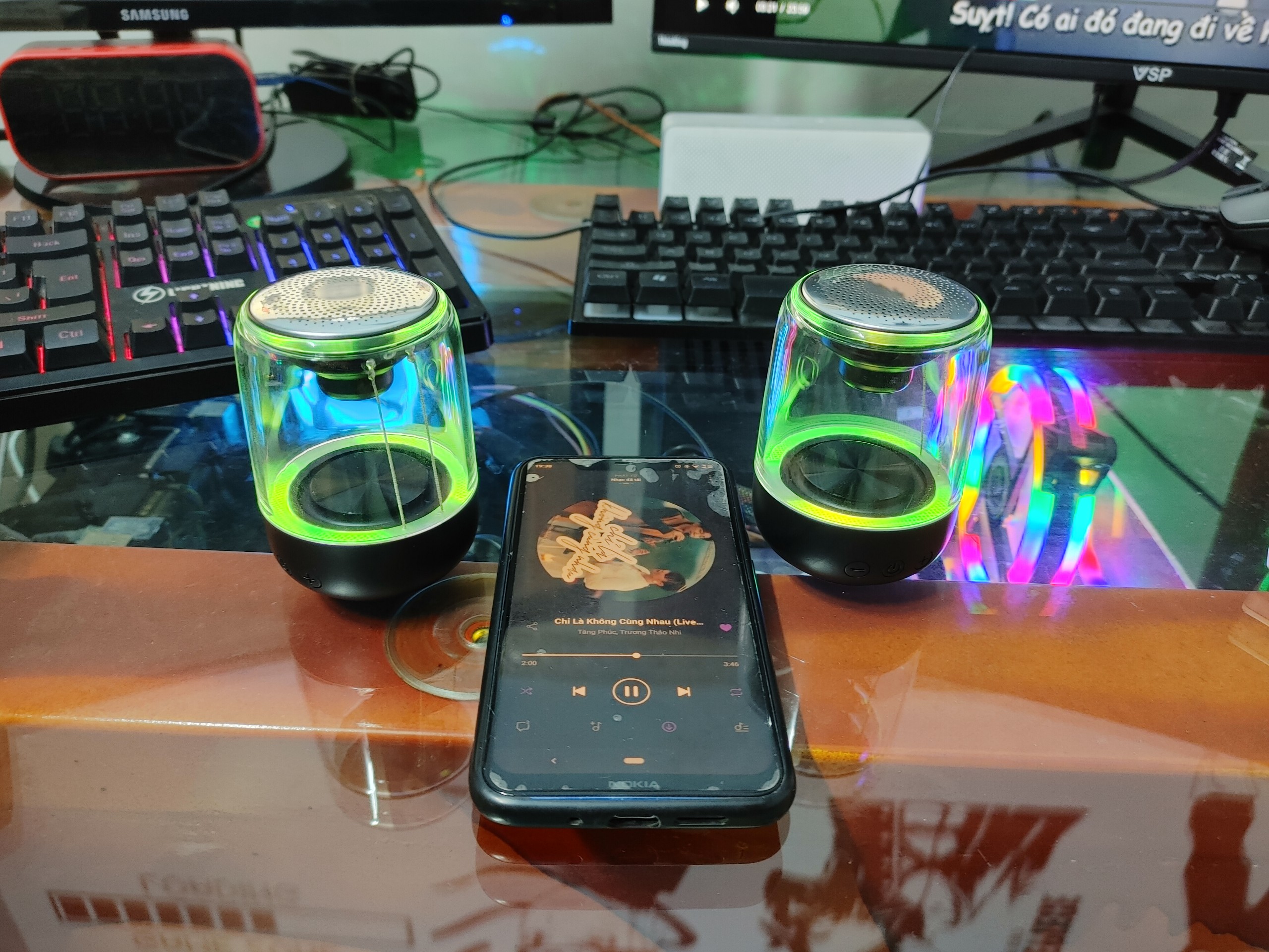 Loa Bluetooth RGB Mini Led 7 Màu Trong Suốt | Lazada.vn