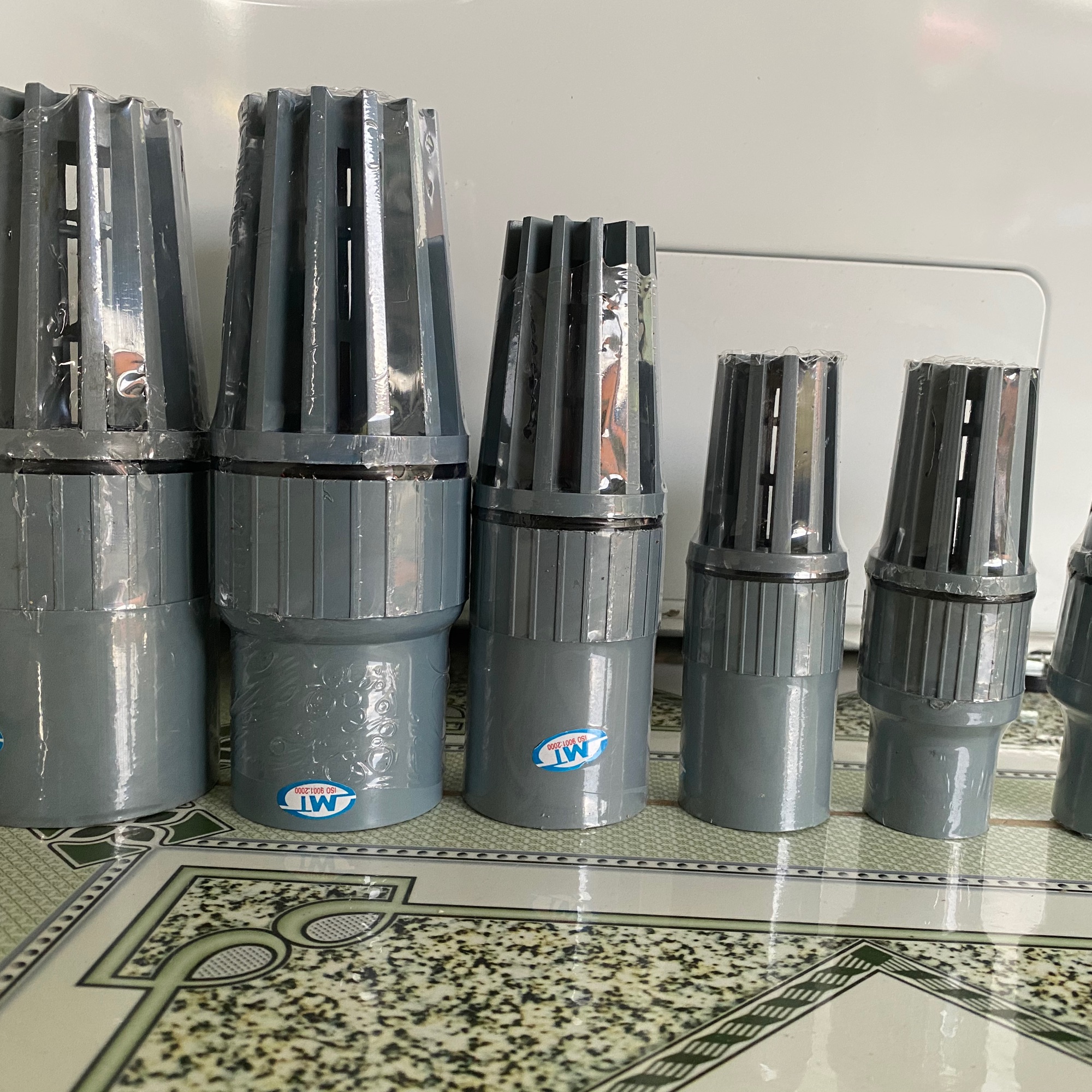 Luppe bơm nước nhựa pvc phi 21, 27, 34, 42, 49, 60 | Lazada.vn