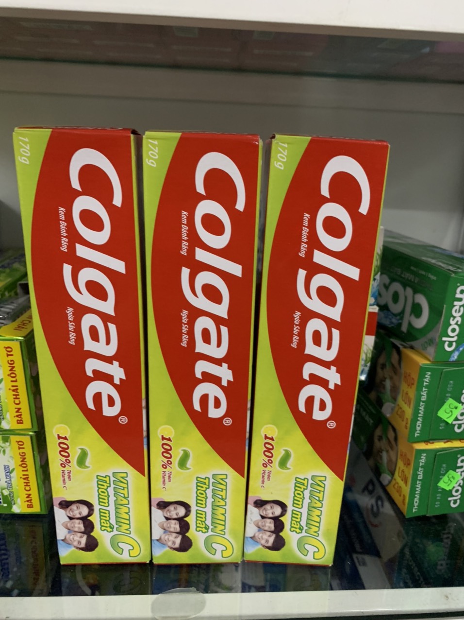 Kem Đánh Răng Colgate Vitamin C Thơm Mát 170g | Lazada.vn