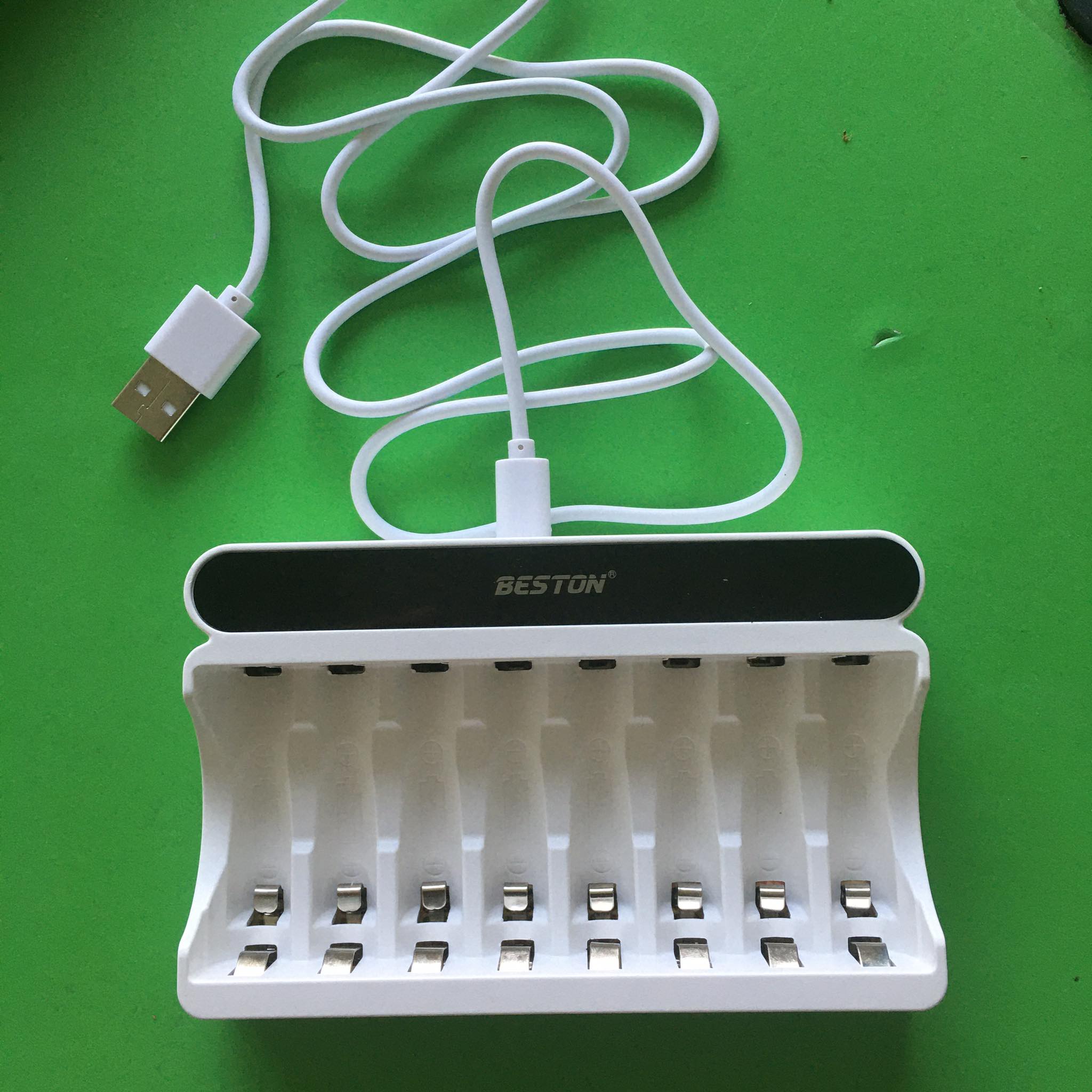 Bộ Sạc pin AA AAA Beston C9024L 8 khe, mẫu mới 2022 sạc nhanh, tự ngắt ...