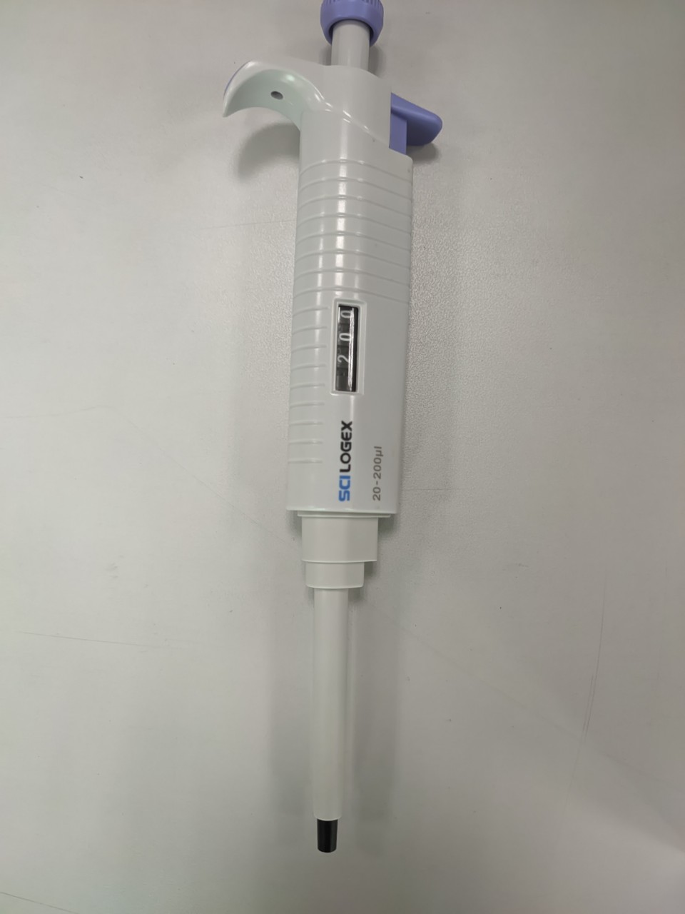Micropipet Scilogex hoặc EMC Lab nhiều thể tích (0.1-2.5uL 2.5-10uL 20 ...