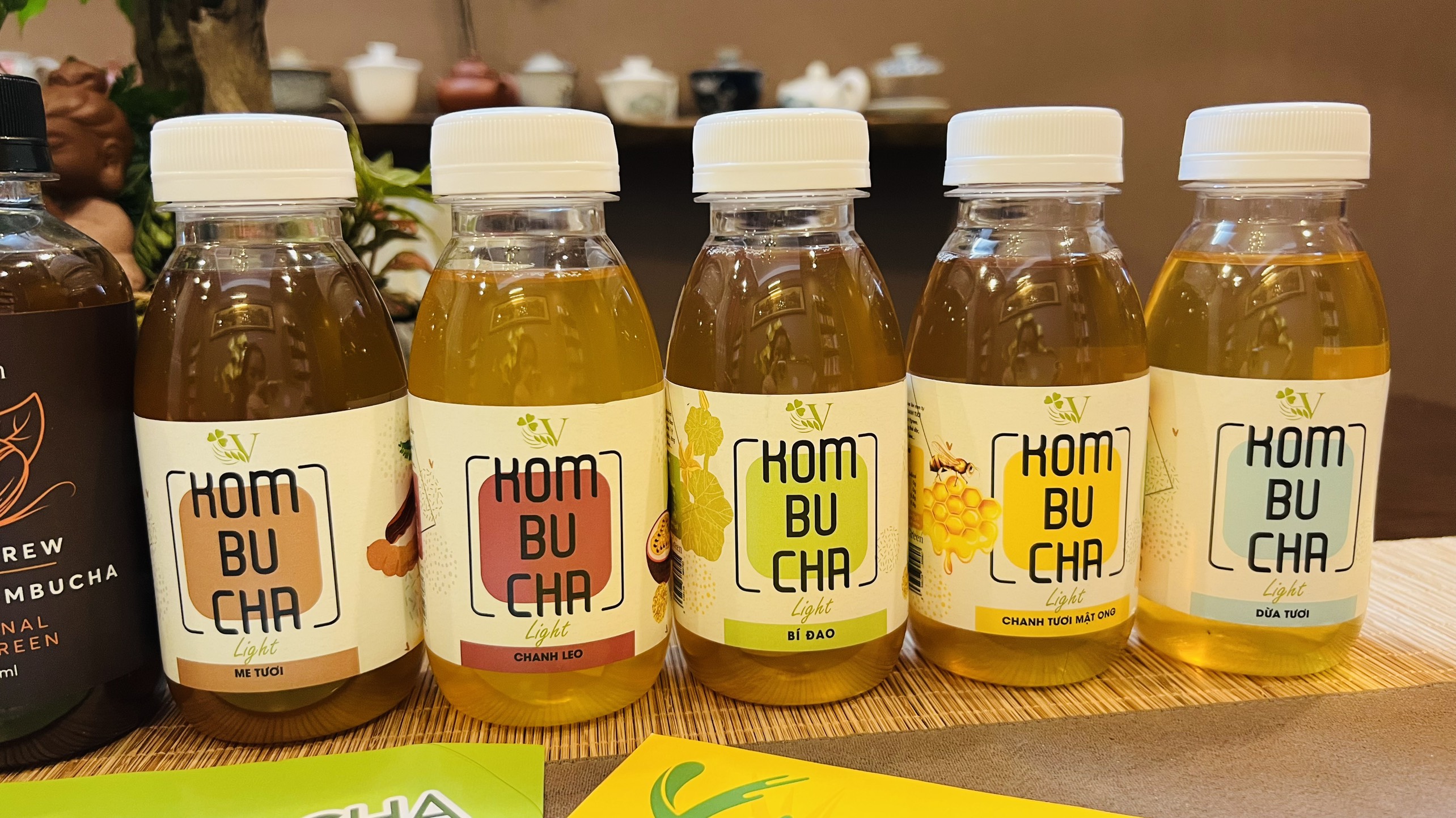 [hộp 6 chai] Trà Kombucha Chill VGreen 250ml 11 vị vải, xoài, xoài mix ...