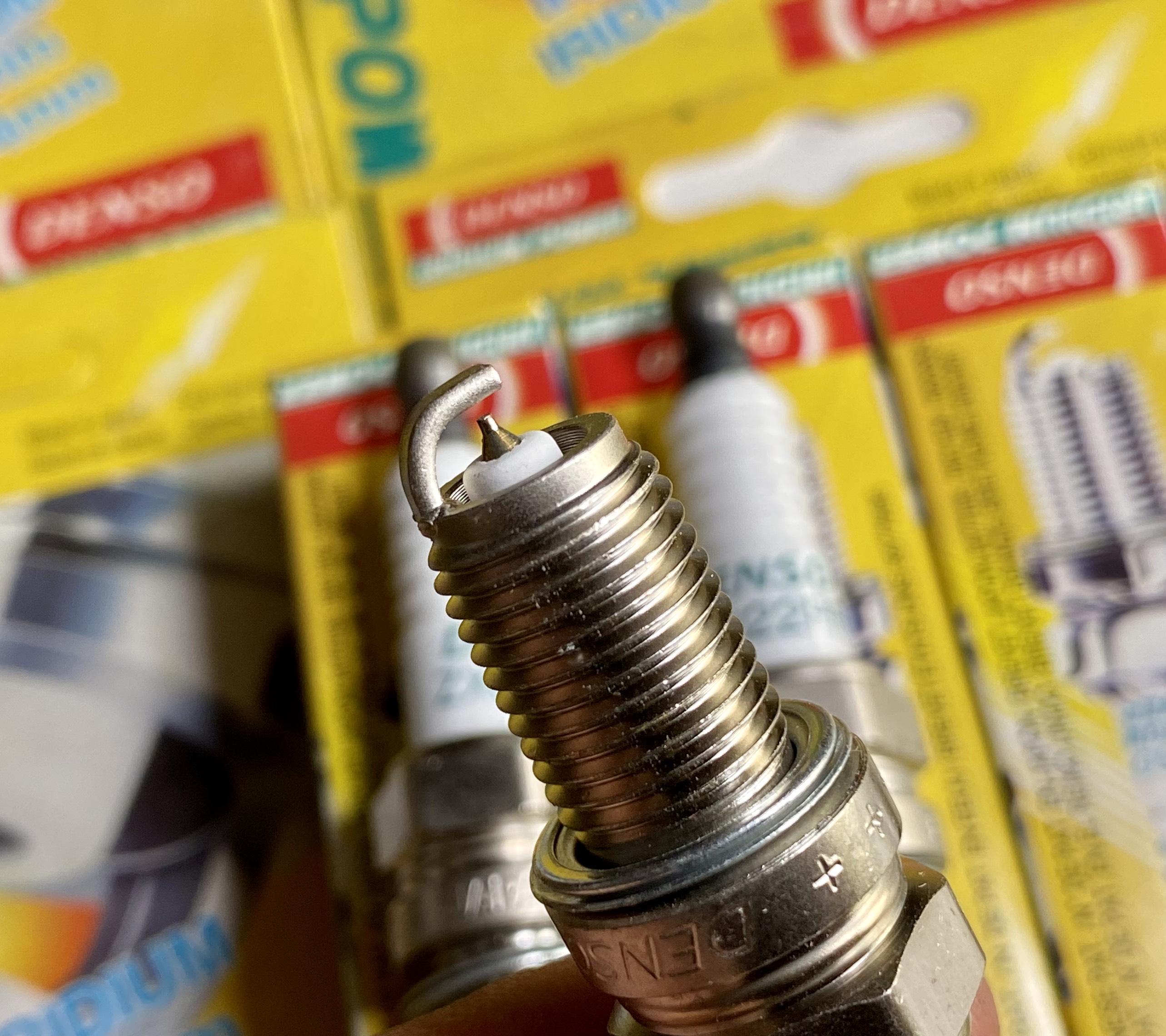 Bugi (Spark plug) Pajero V32 V33 V43 6G72 MS851182 - MixASale