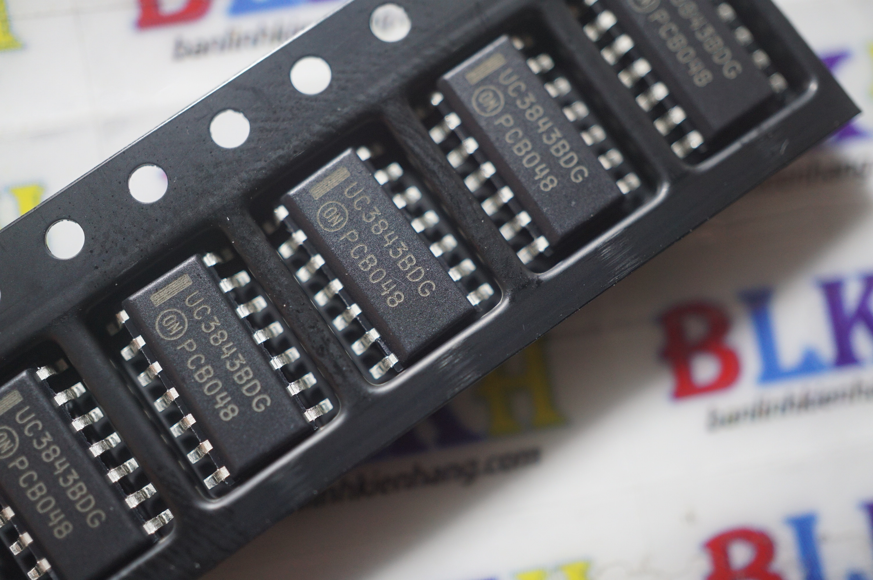 IC phát xung Mosfet Driver UC3843BDG 3843 UC3843 SOP-14 chính hãng ON ...