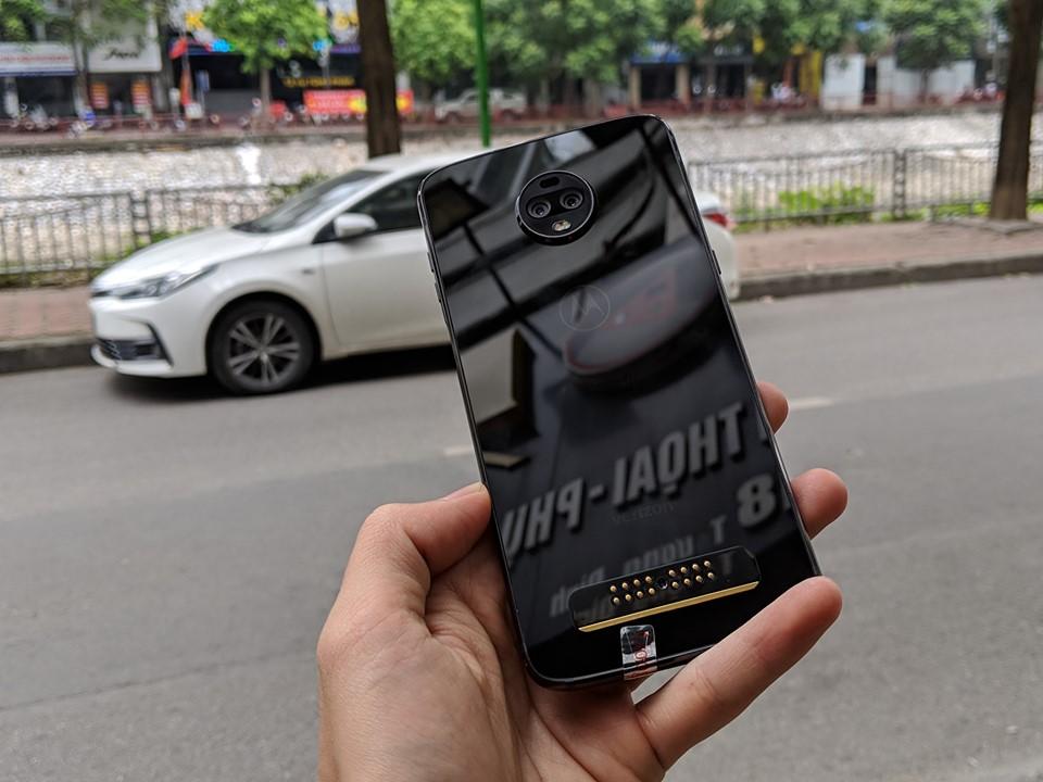 Điện Thoại Motorola Moto Z3, Bộ nhớ Ram 4/64GB, Chip Snapdragon 835, Android gốc siêu mượt - Hỗ ...