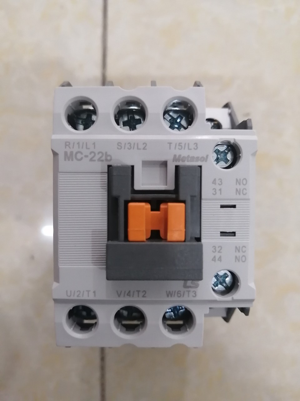 Khởi động từ ( Contactor ) LS chính hãng MC-22b 3P 220A Coil 220V ...