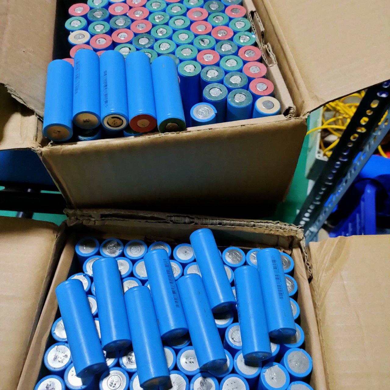 Pin Lithium-Ion - Pin 2170 của Lishen Cell Lipo 3,7V4000mAh - pin xe ...