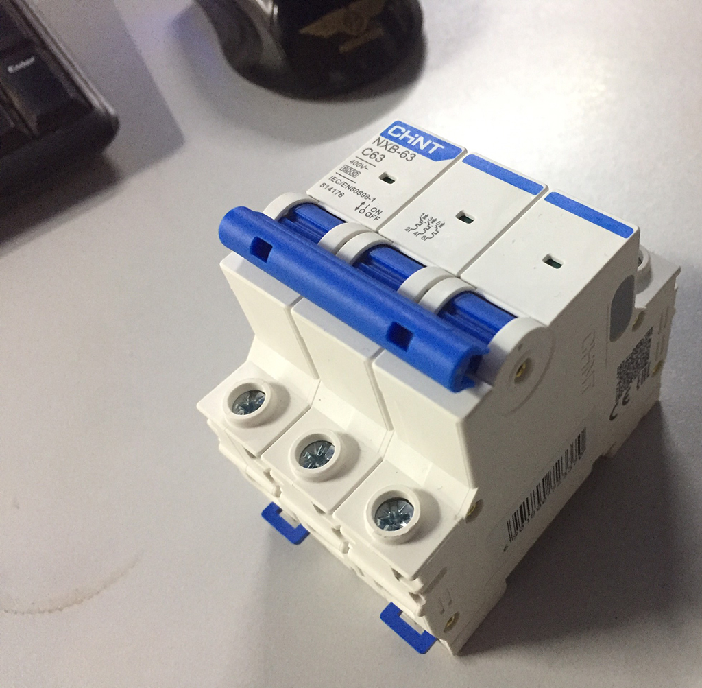 Aptomat NXB-63 3P C63 6KA - NXB-63 3P C63 6KA - MCB Chint | Lazada.vn