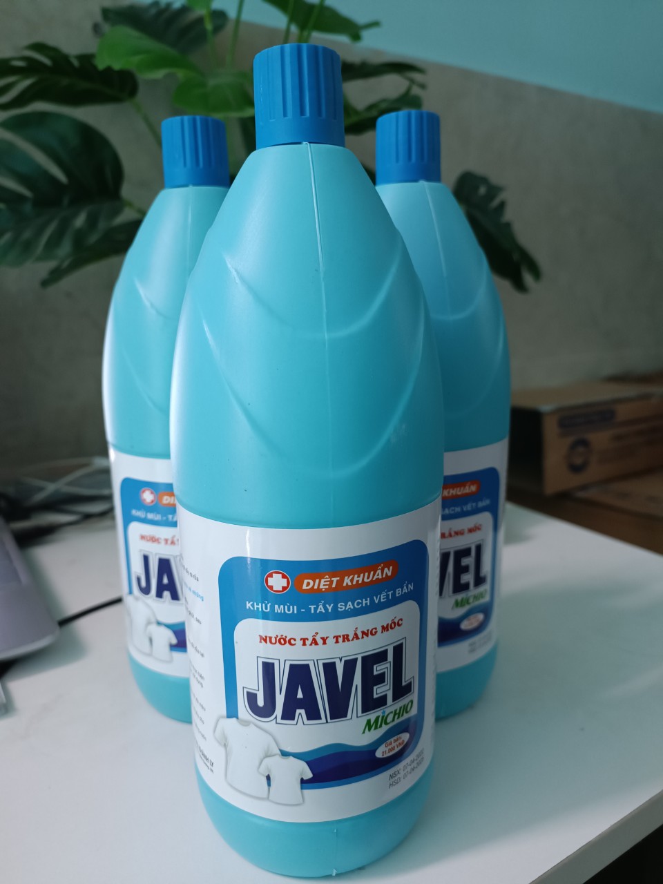 SIÊU HOT Nước Tẩy Trắng Quần Áo Javel MICHIO công nghệ Nhật Bản diệt ...