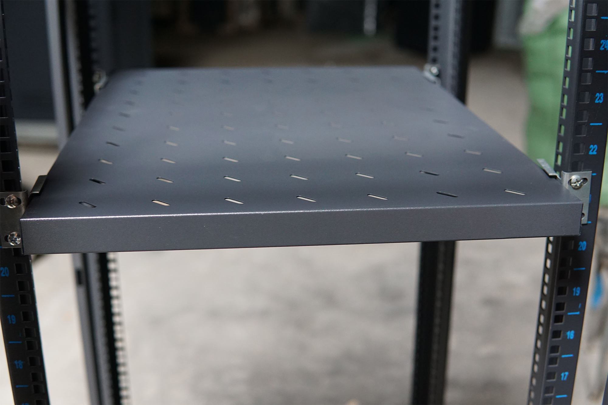 KHAY CỐ ĐỊNH FIX TRAY TỦ MẠNG, TỦ RACK SÂU D800 | Lazada.vn