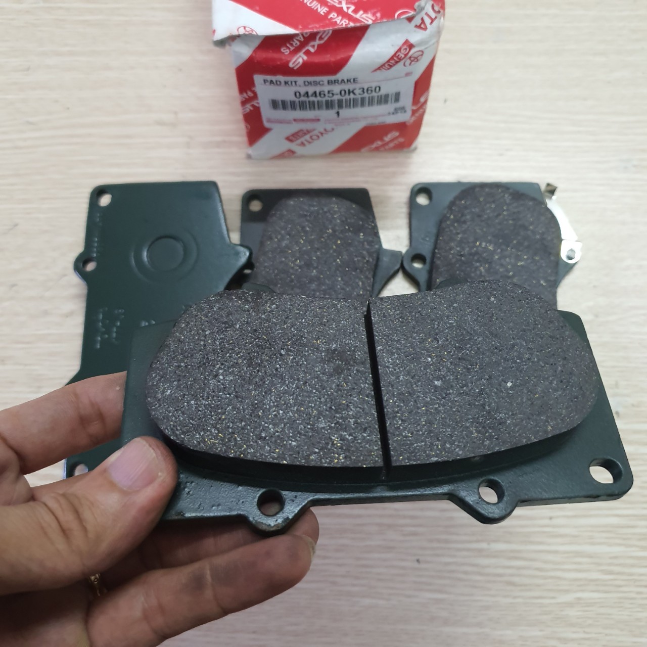Má phanh trước Hilux 2016-2019 04465-0K360 | Lazada.vn