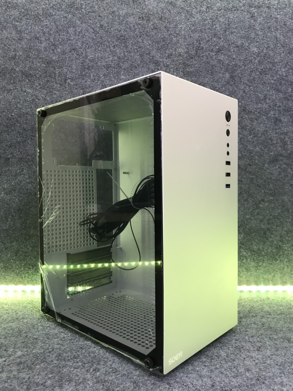 Case Gaming văn phòng Soeyi Q1 màu bạc (Nhôm sang trọng mặt kính ...