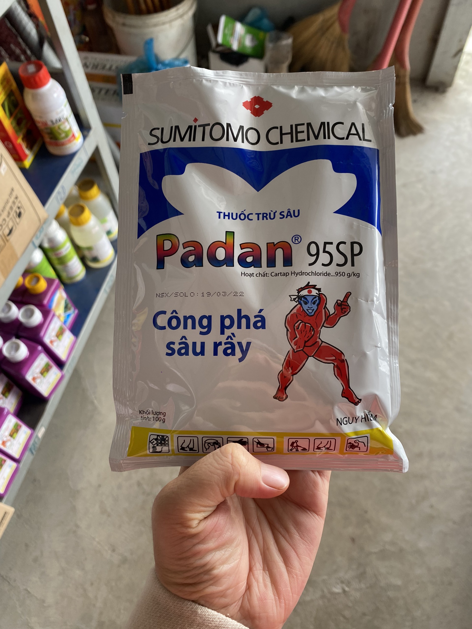 Thuốc trừ sâu Padan 95SP (Padan Nhật) Hiệu SUMITOMO CHEMICAL gói 100gr ...