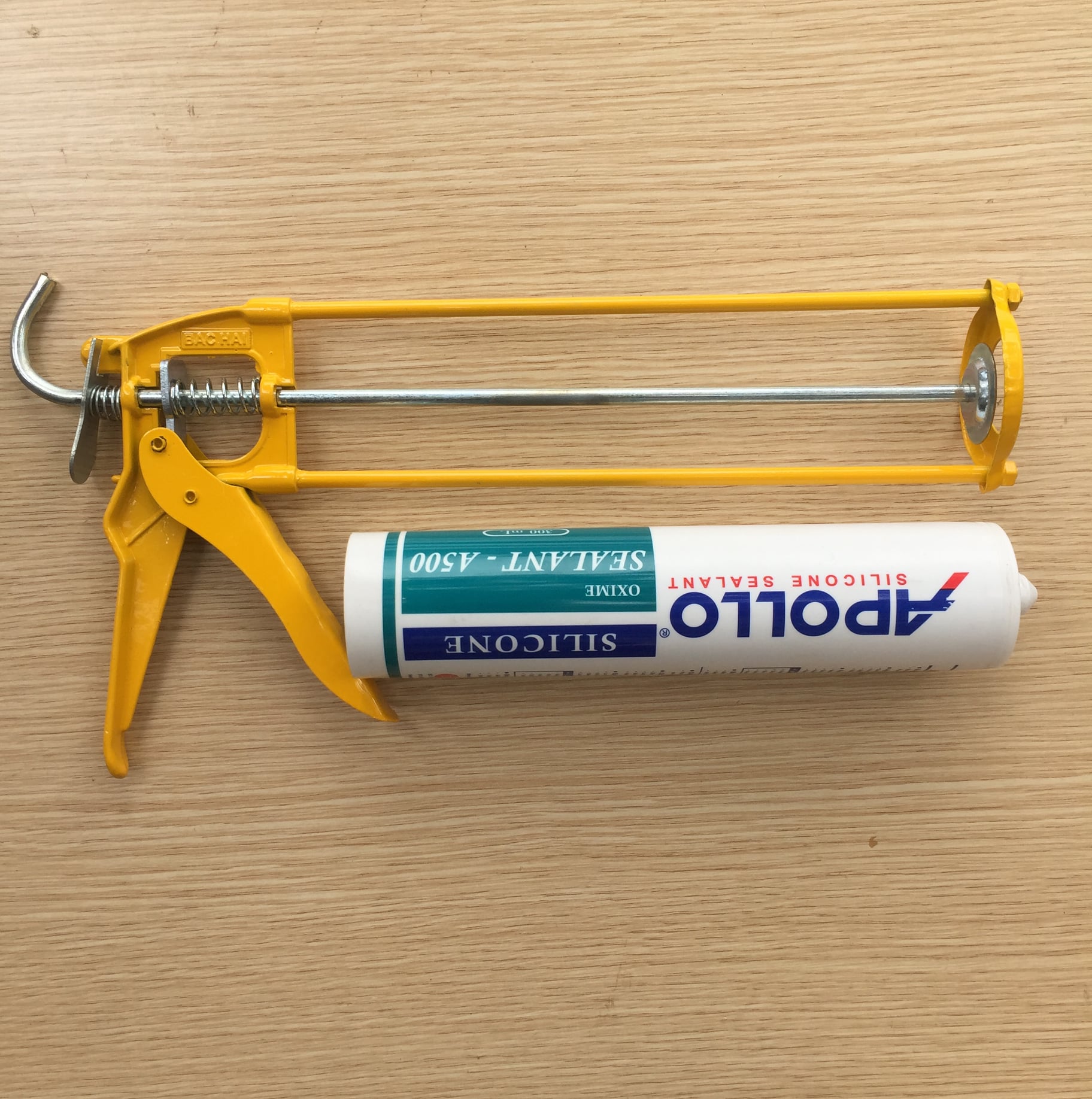 Keo silicon Apolo A500 trắng trong, trắng sữa và màu đen + Dụng cụ bắn ...