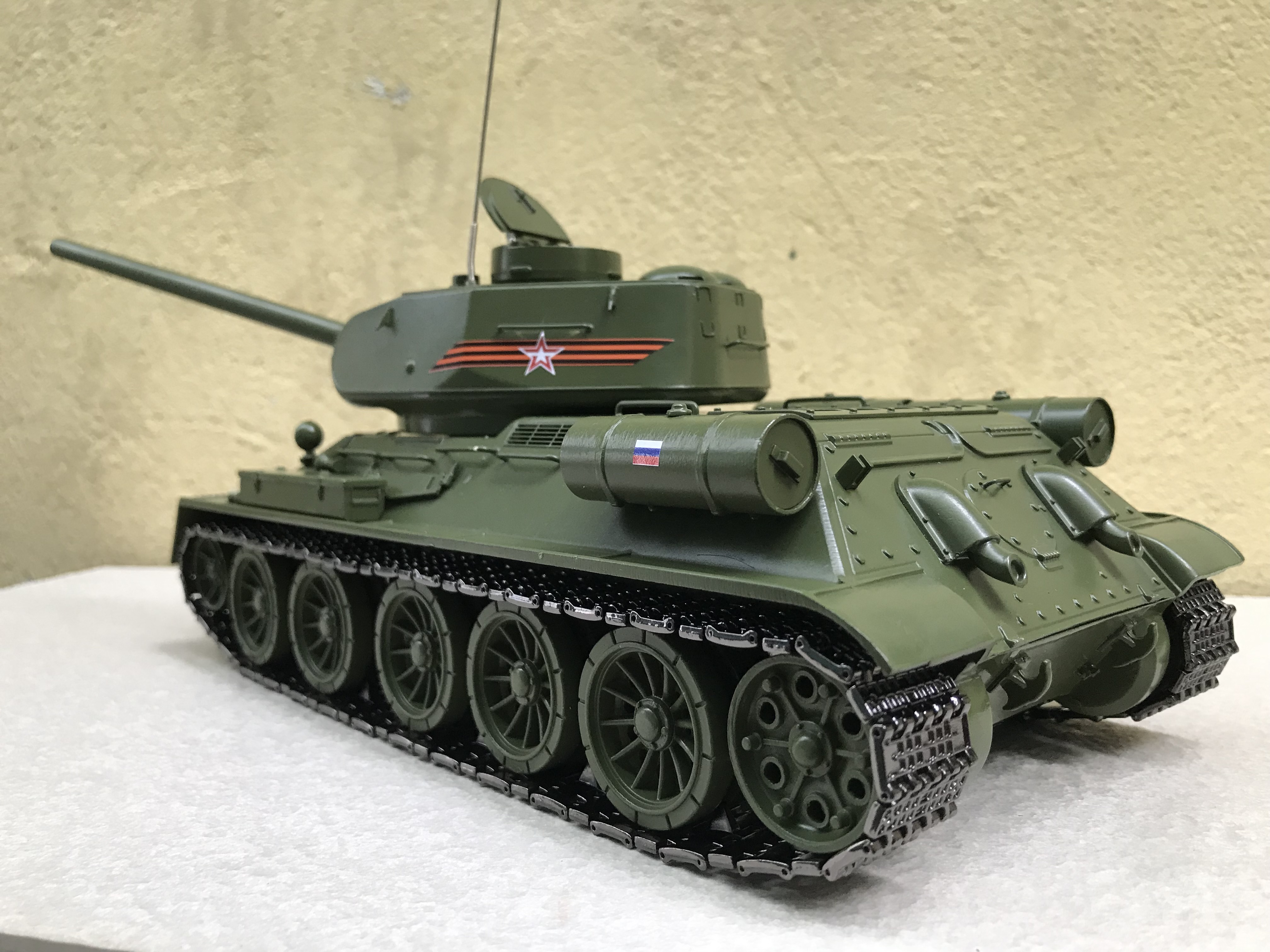 Mô hình xe Nga Tank-T34 124 - MixASale