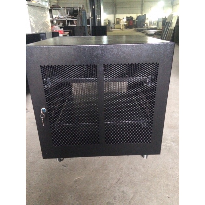 Tủ Rack 10U Có Ổ Cắm Điện - MixASale