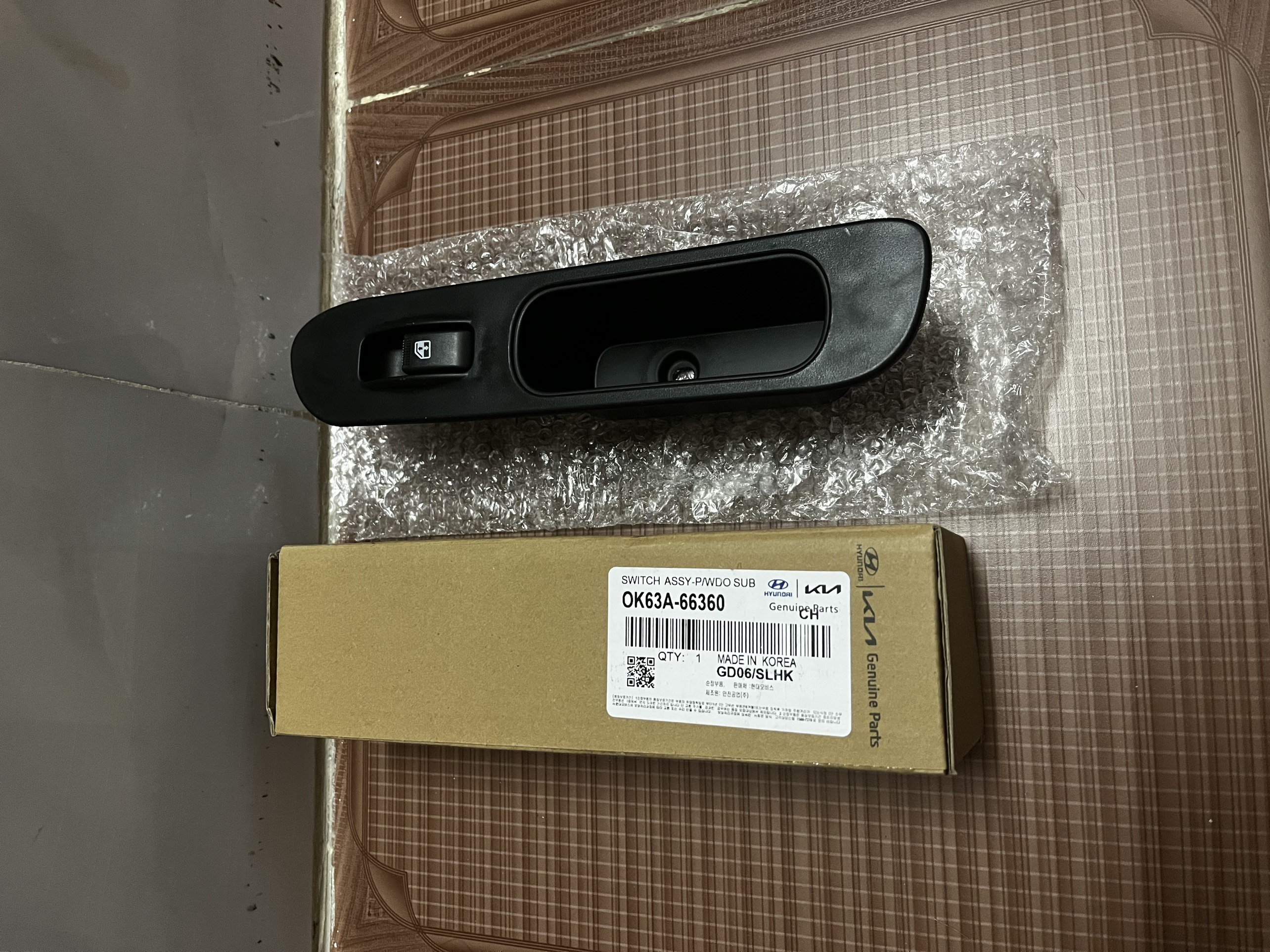 Công tấc bấm bính Xe KIA K2700 , K3000 (OK63C-66350) . (OK63C-66360 ...