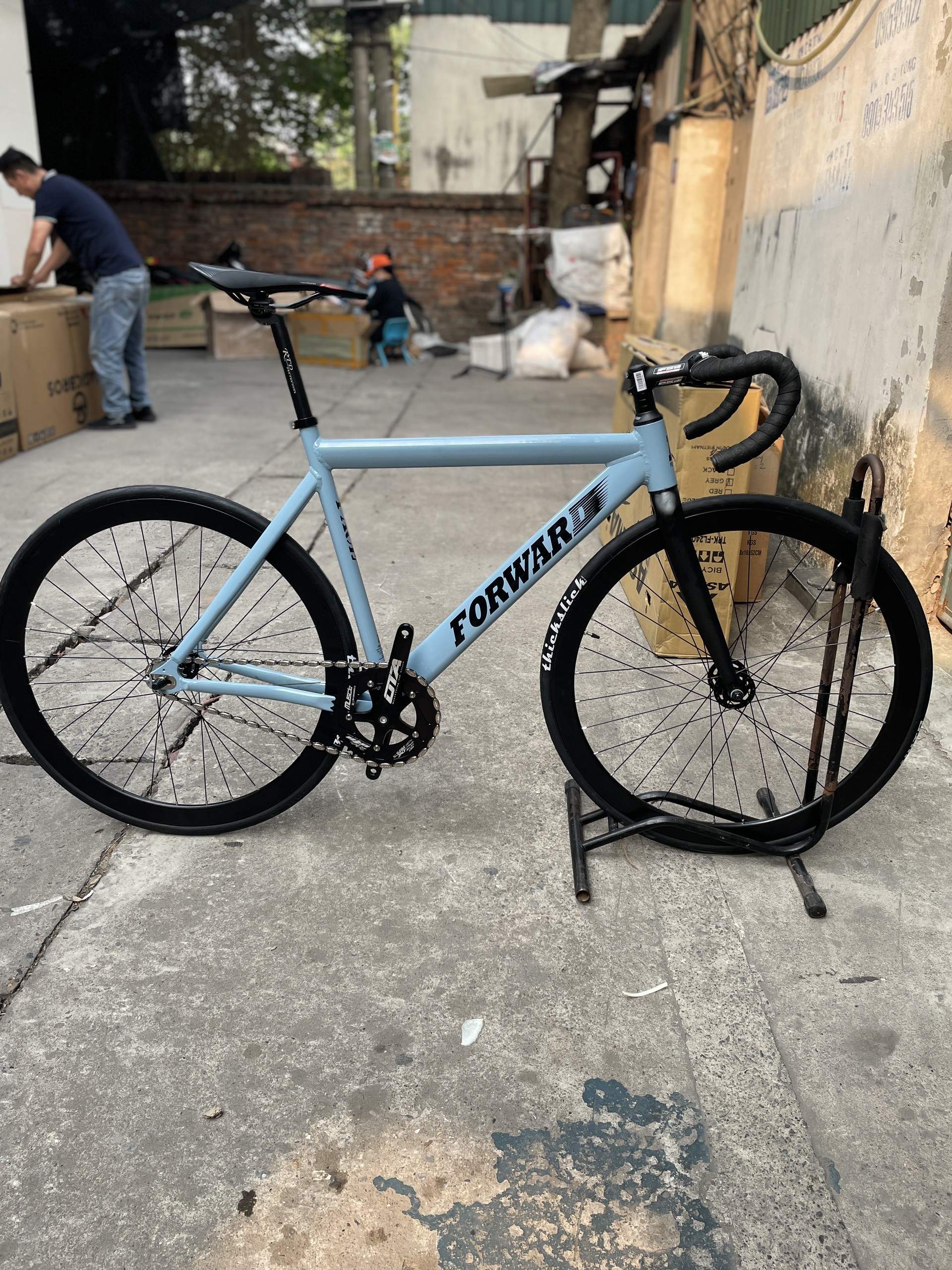 Xe đạp fixed gear Forward càng carbon tay cong chính hãng, mới 100% ...