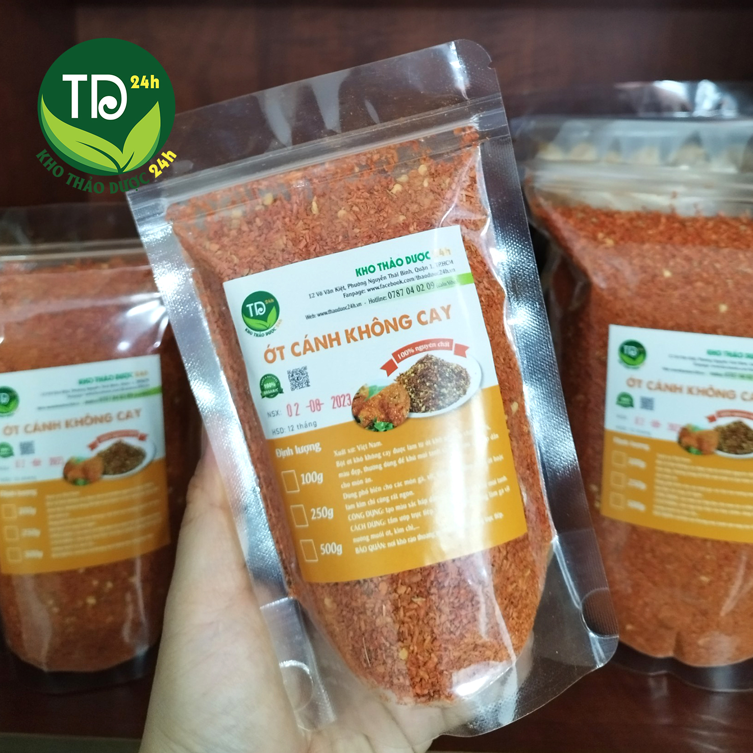 Ớt bột khô xay, không cay, không mặn, dùng làm gà nướng muối ớt, gà tắm ...