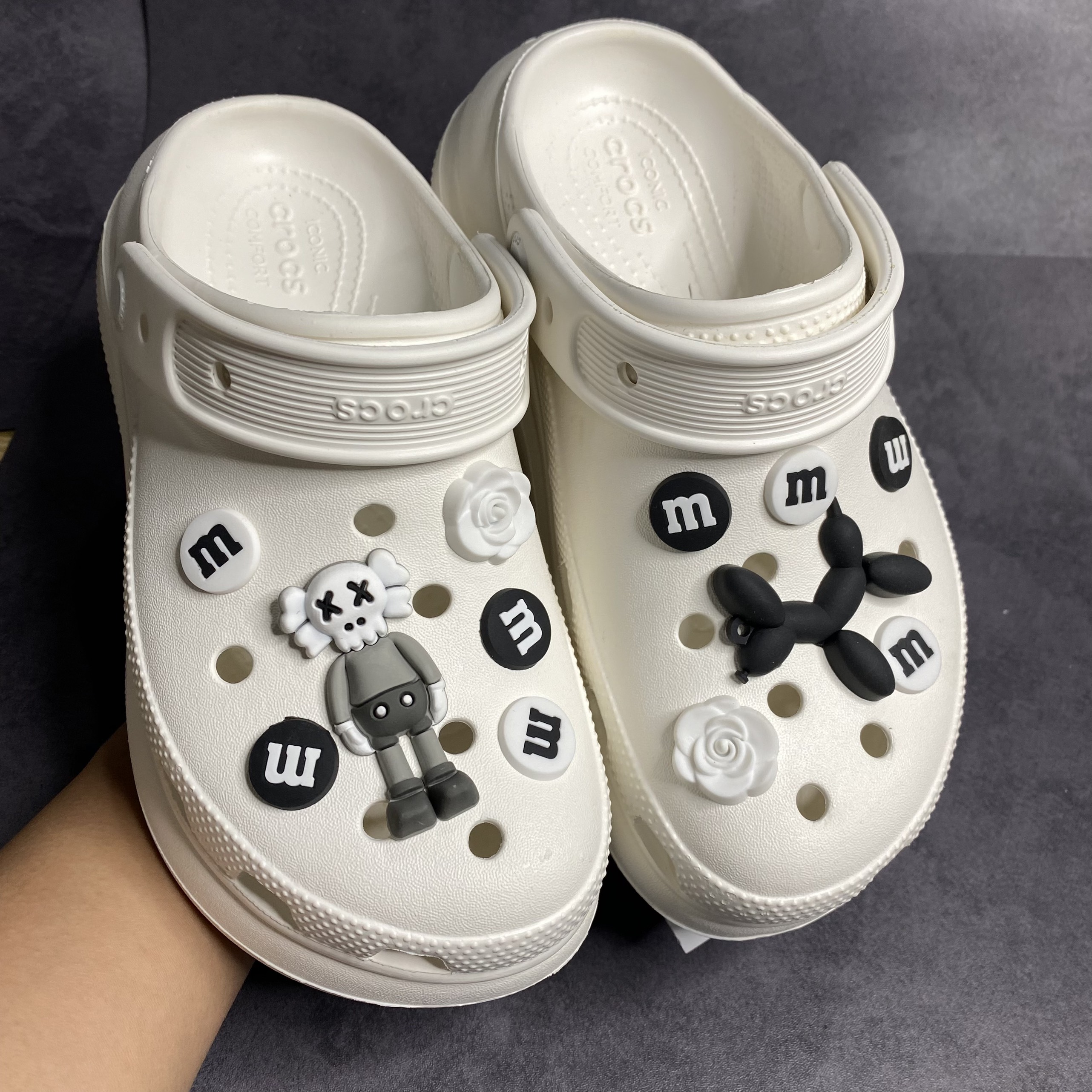 Combo 12 cái Jibbitz Crocs Sticker Gắn Dép Hình Charm Bearbrick - HQ82 ...