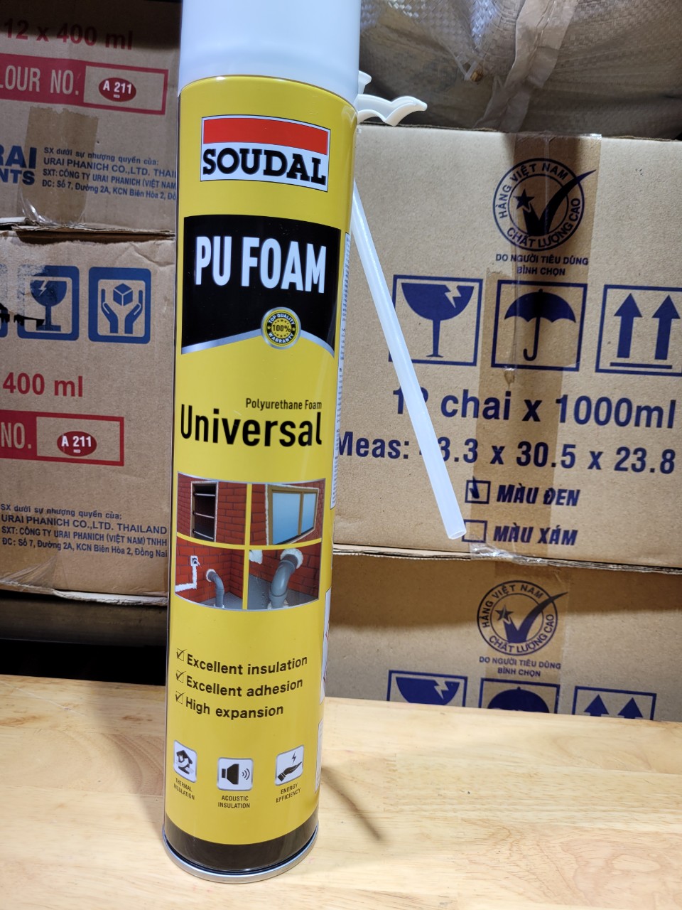 1 chai foam chống thấm, chống dột , Keo trét khe hở , xịt bọt nở chống thấm, chống đột cách âm ...