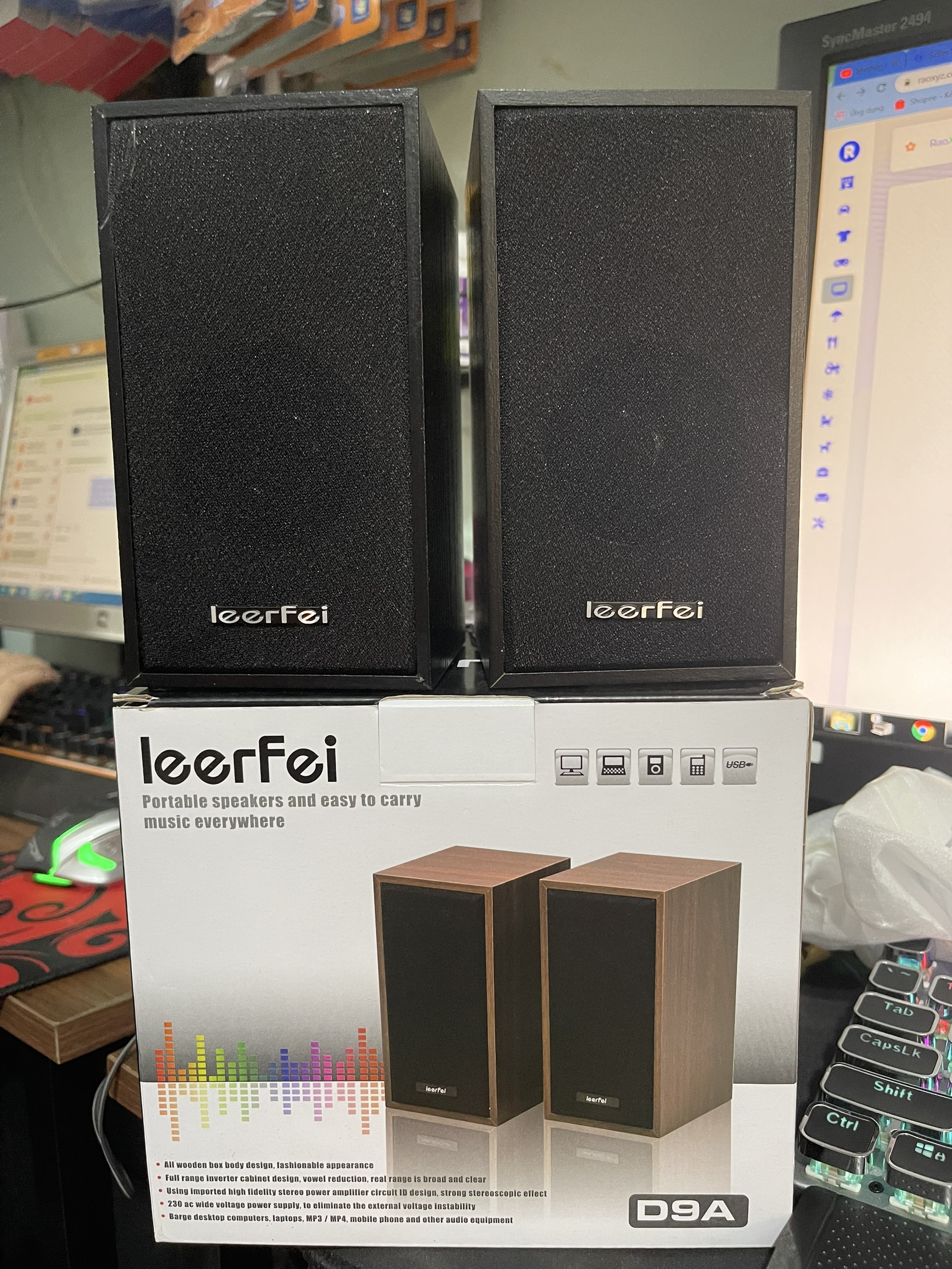 LOA LAPTOP LEERFEI 2.0 D9A ĐẦU CẮM ĐIỆN | Lazada.vn